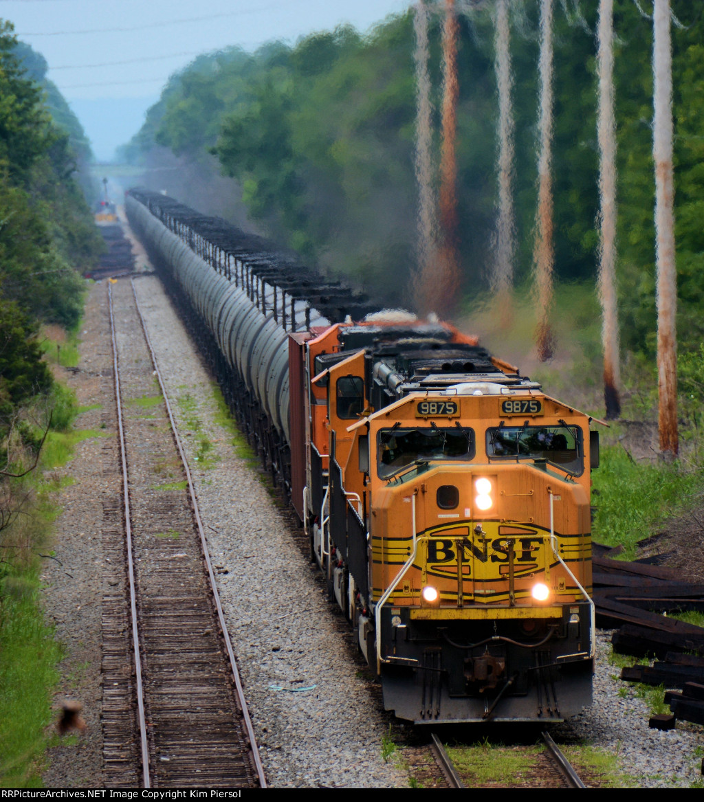 BNSF 9875 CSX Train K044 Crude Oil Loads